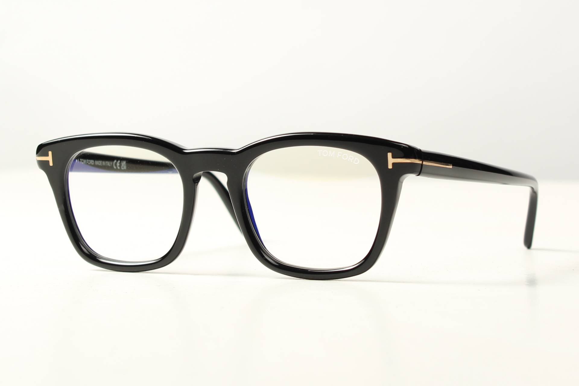 Tom Ford TF5870-B 001 - Eekelaar Eye Fashion